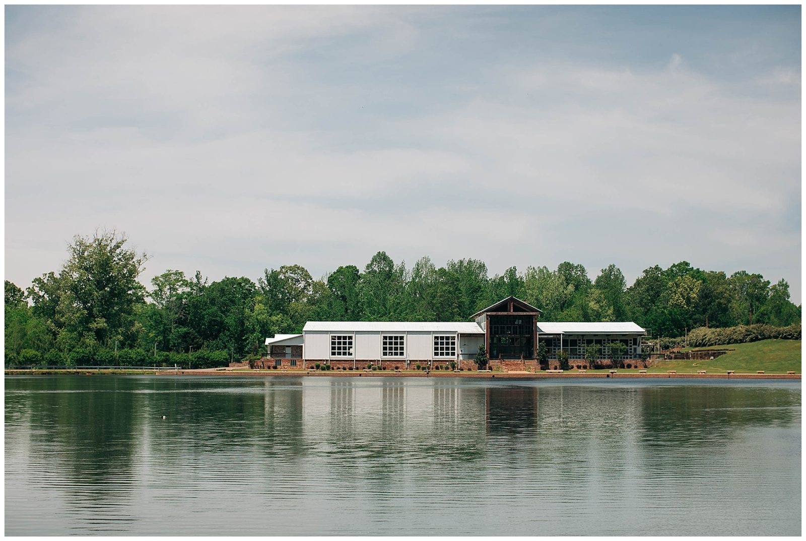 A Beautiful Southern Spring Wedding | Caroline & Corbin - Taylor Square ...